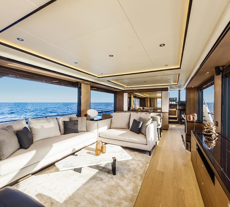 Yacht ENIGMA, Absolut Yachts | CHARTERWORLD Luxury Superyacht Charters